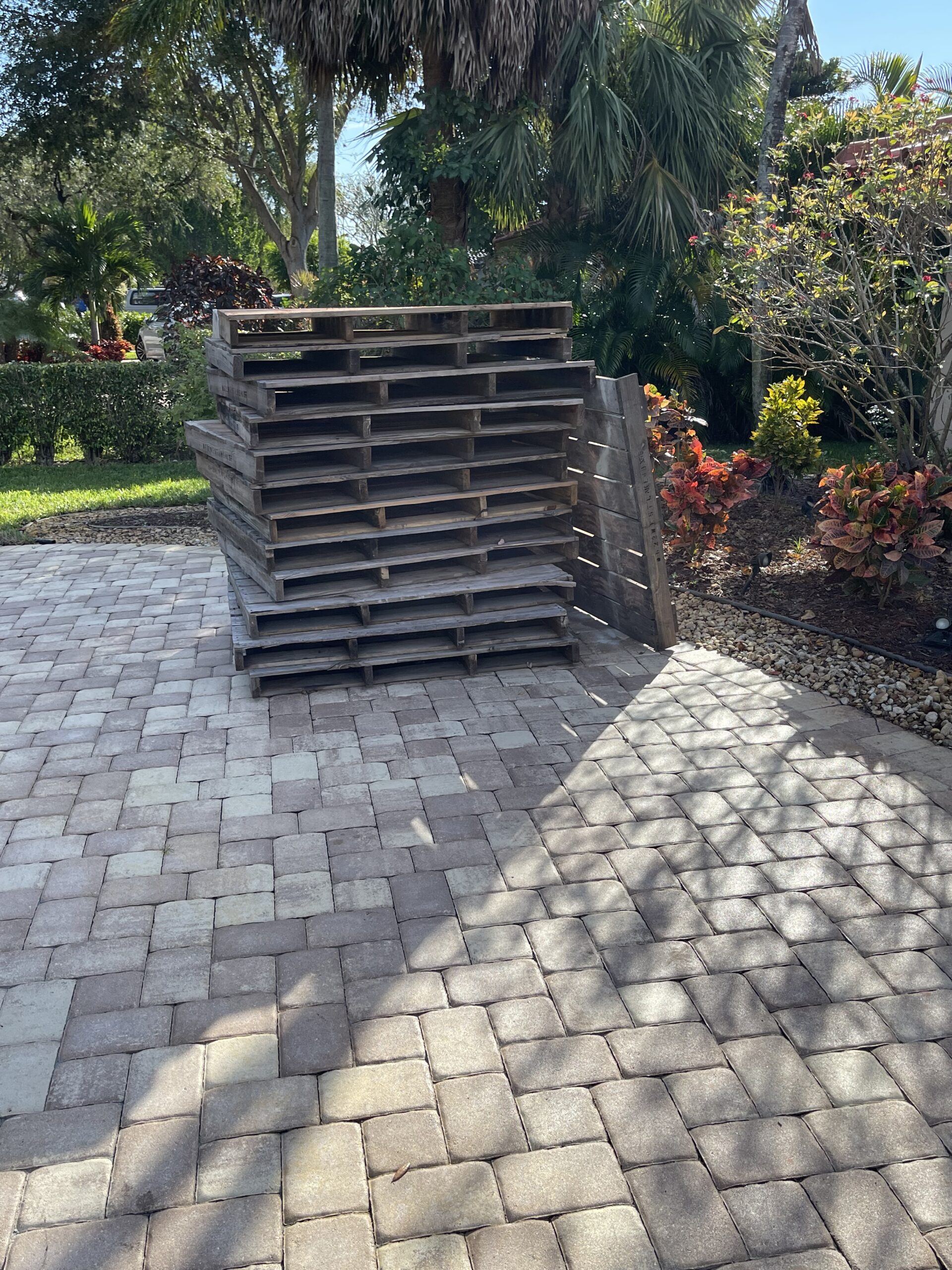 Pallet Removal | Florida Strong Hauling