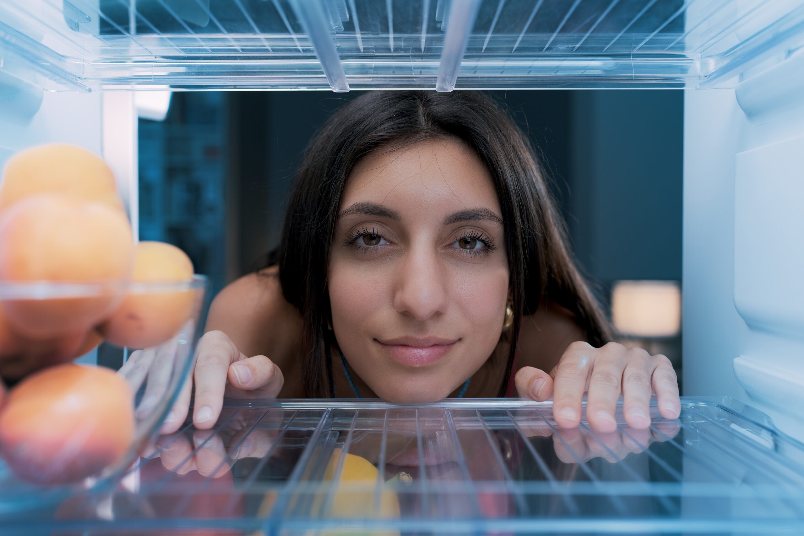 How to know when to replace your Fridge - Florida Strong Hauling